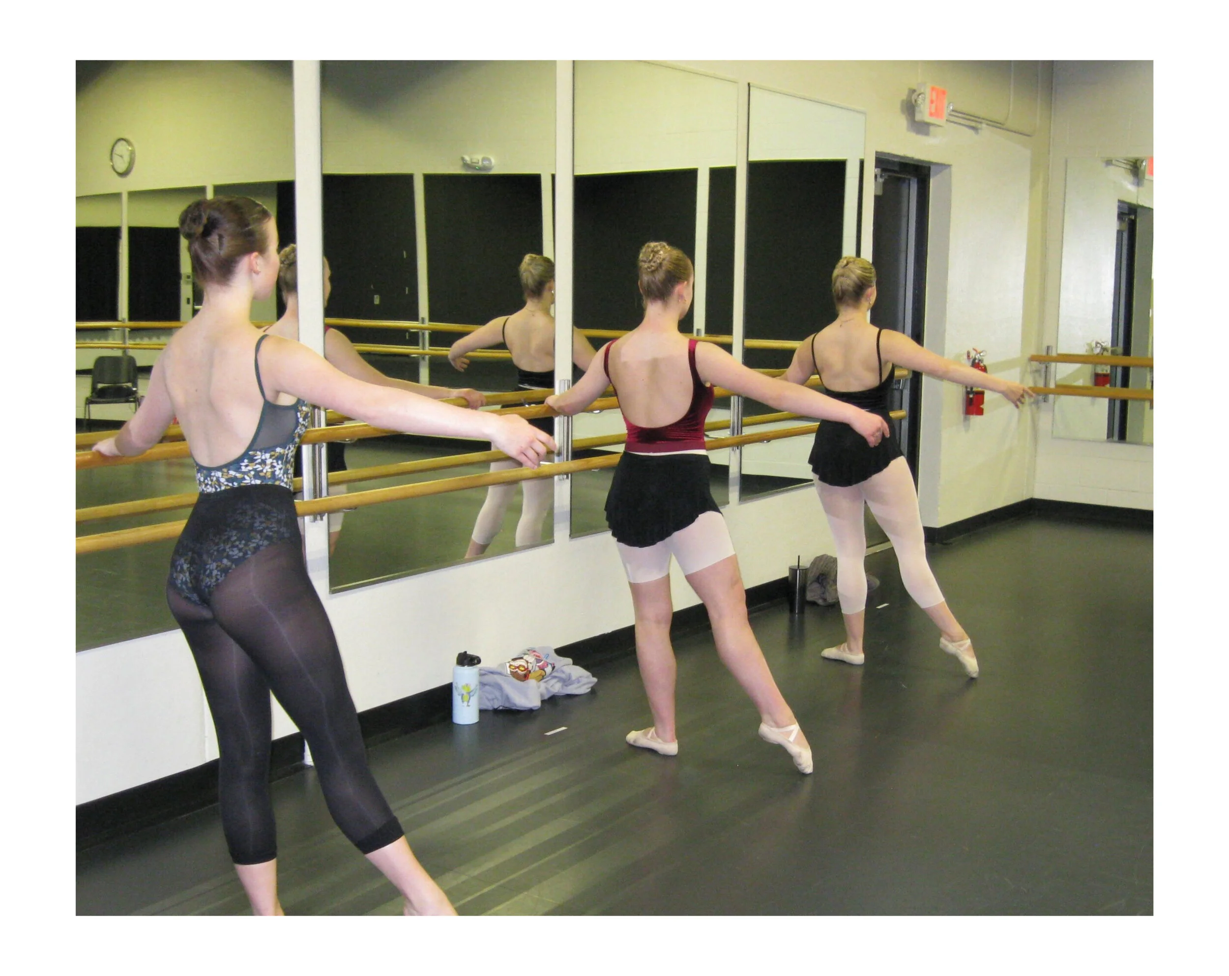 Classes — Midwest Dance Theatre
