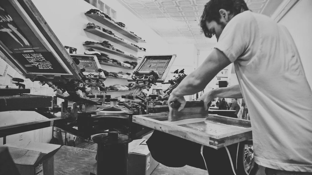 CustomWear USA: Screenprinting, Embroidery, & More