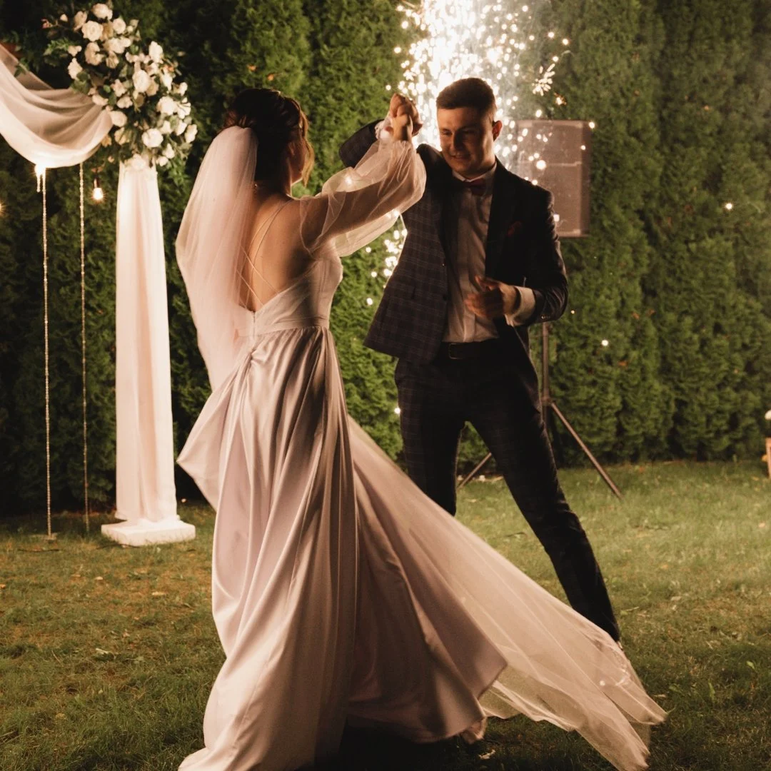 Wedding Dance Classes Gold Coast — MOJO DANCE