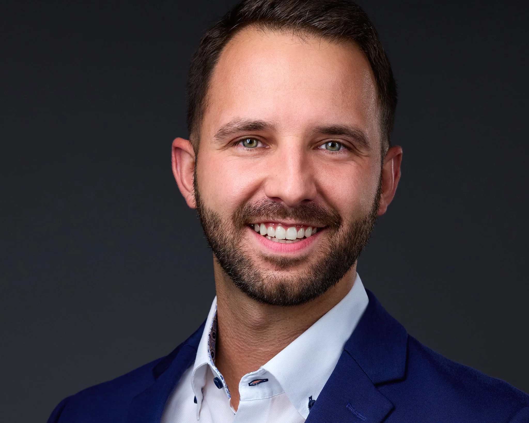 Headshot Photographer | Justin Dadswell Photography | Barrie