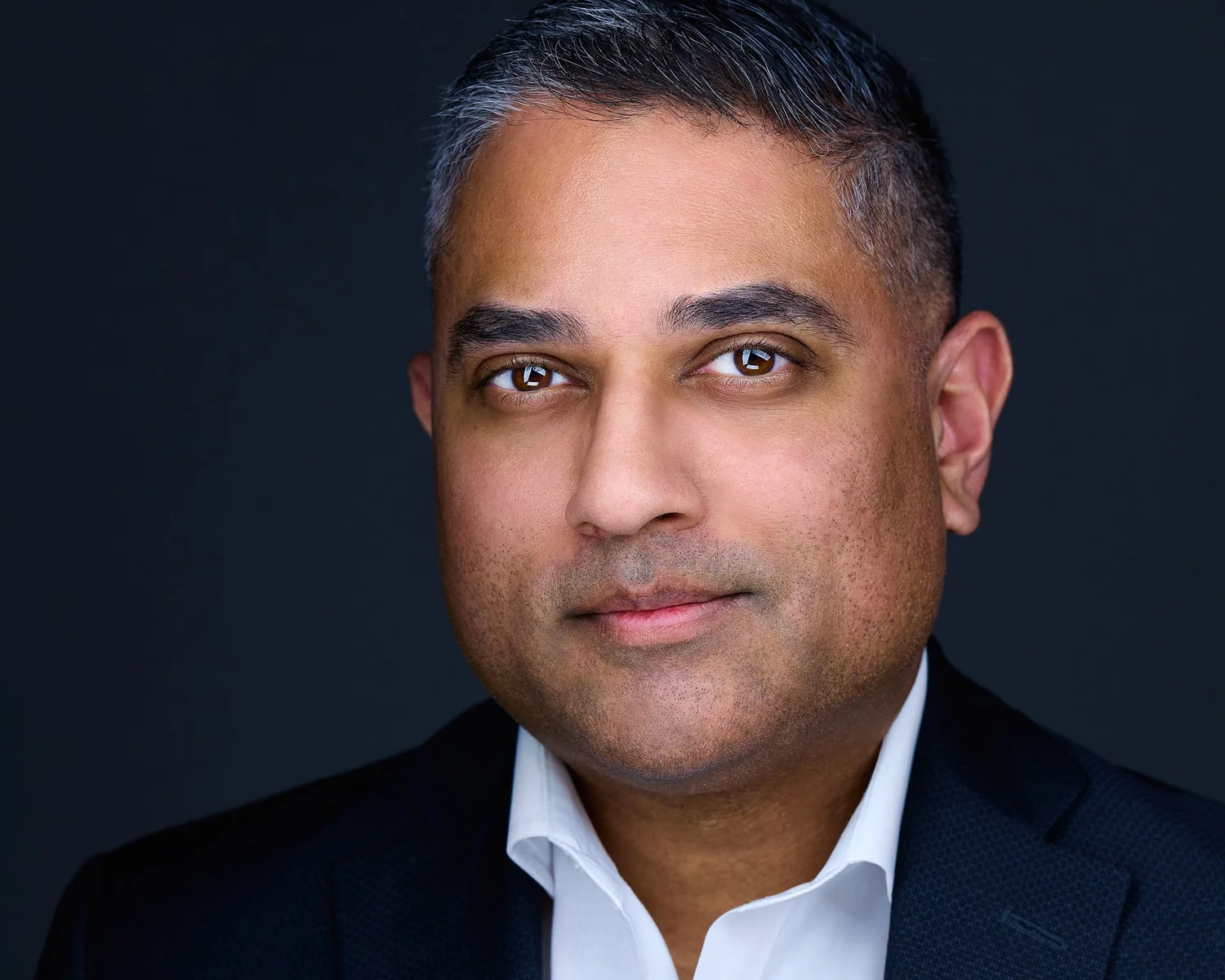 Headshot Photographer | Justin Dadswell Photography | Barrie
