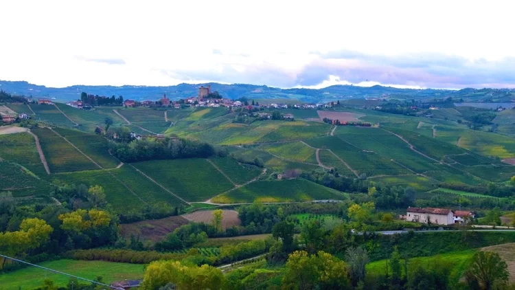 Explore the famous Barolo villages in Langhe Piemonte — Wine Keller