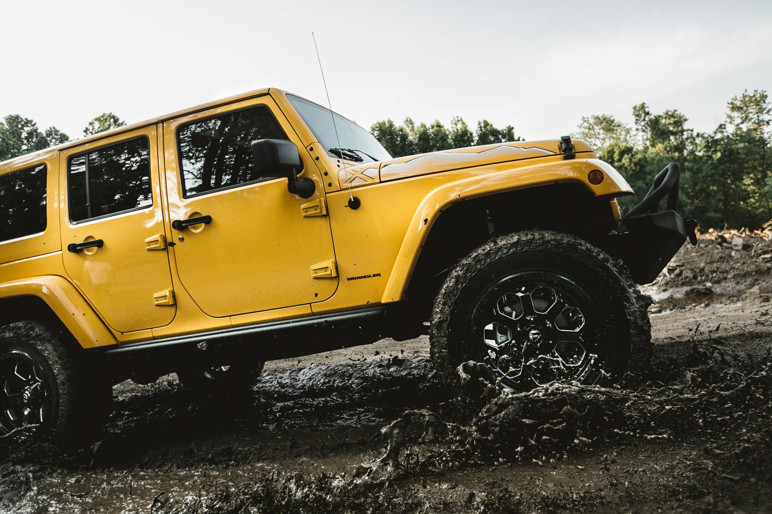 4WDPRO - Lifted Trucks for the Adventurers