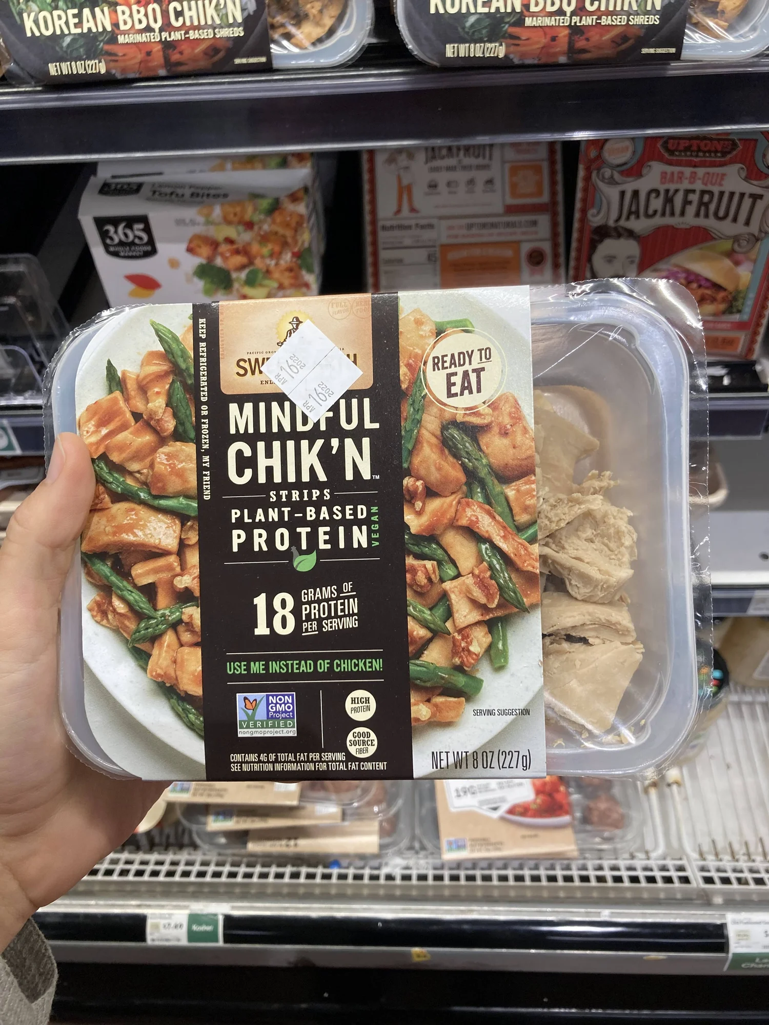 15 Best Plant-Based Chicken Alternatives at Whole Foods — Sustainable ...