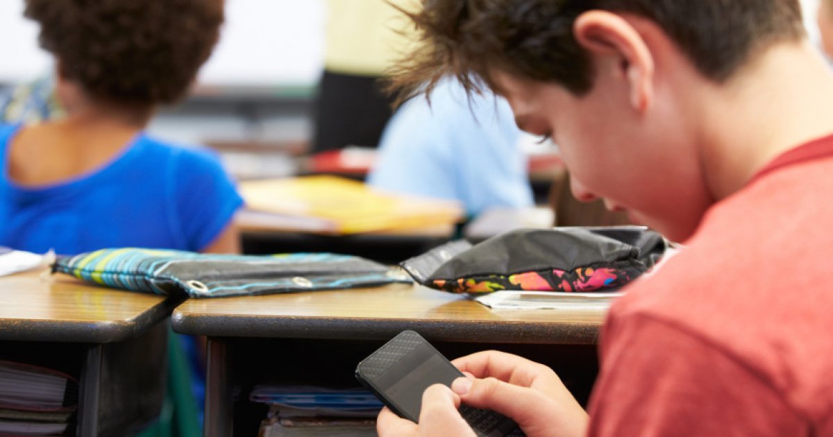 Keeping phones from disrupting school — ScreenSense