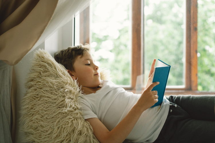 8 Ways to Celebrate National Library Lovers Month! — Lou Adventures