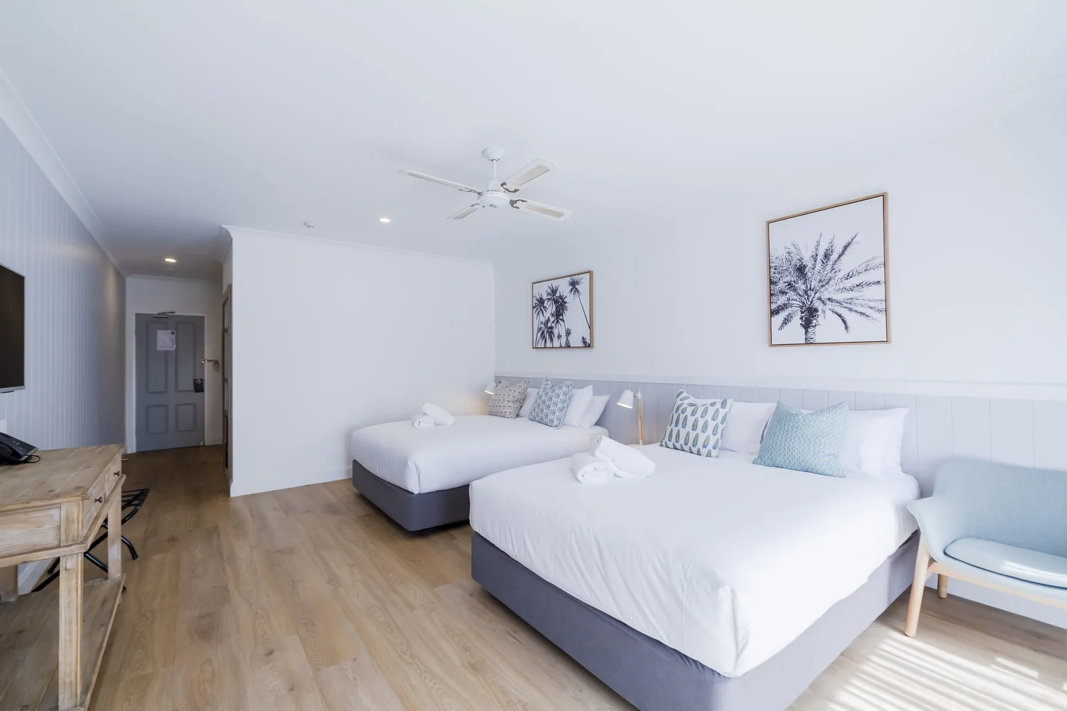 Standard Family Room — The Quarters