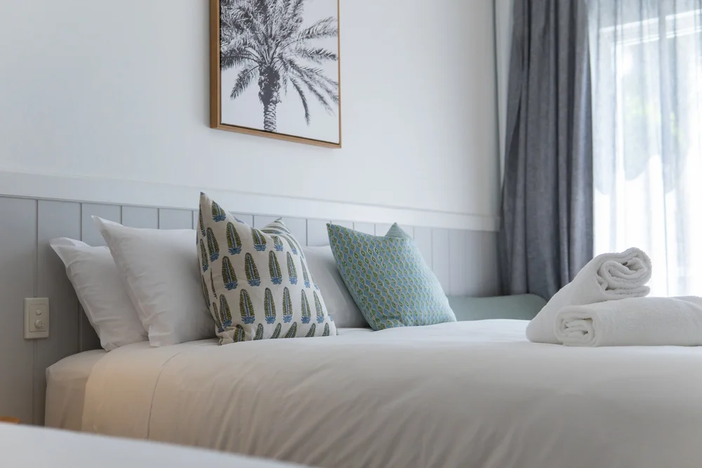 Standard Family Room — The Quarters