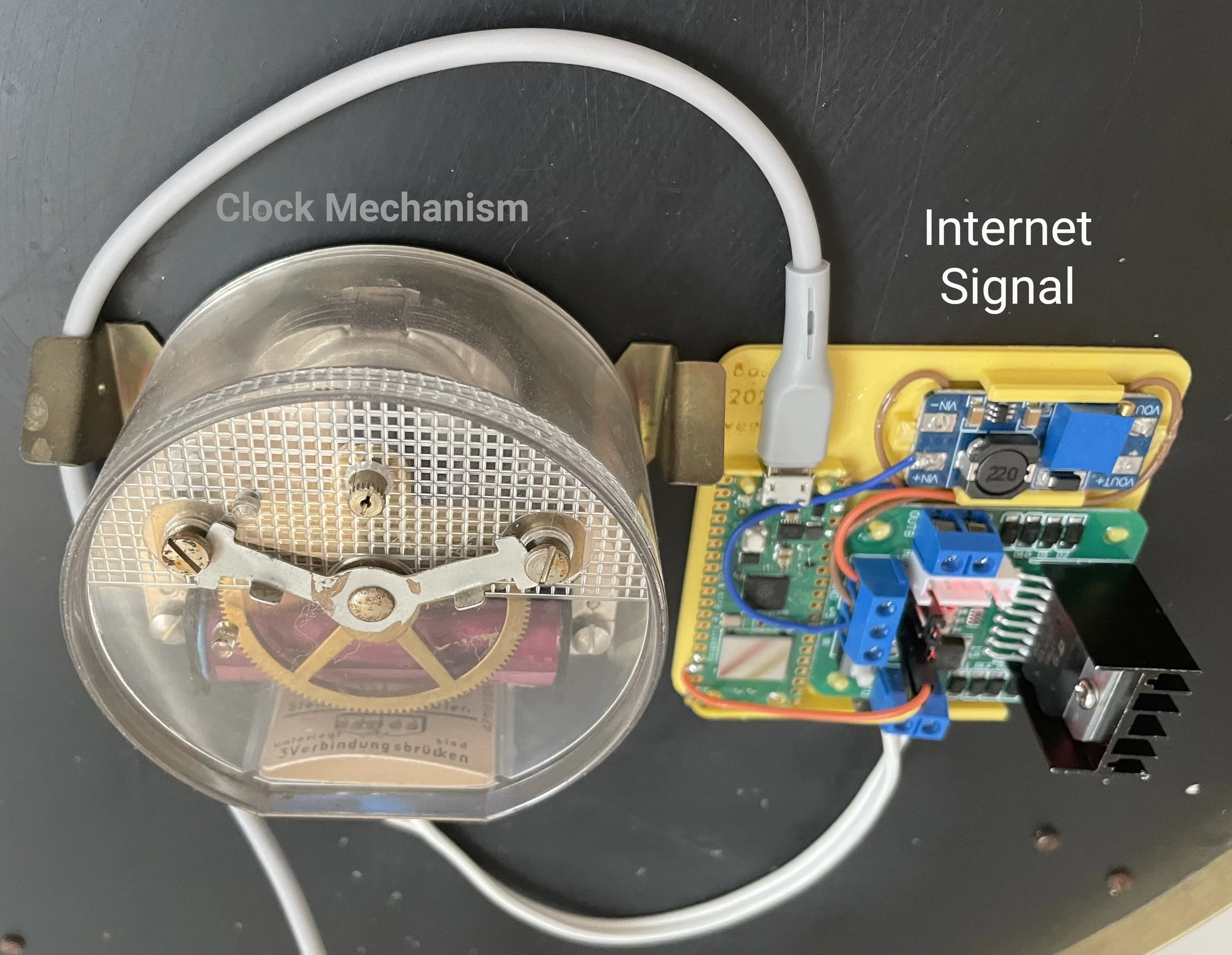 Swiss Made Moser Baer | Vintage Electric Clock | 1948 | VEEB Projects