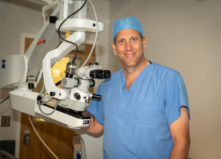 Eye Specialist | Eye Surgery in Detroit | Shanbom Eye Specialist