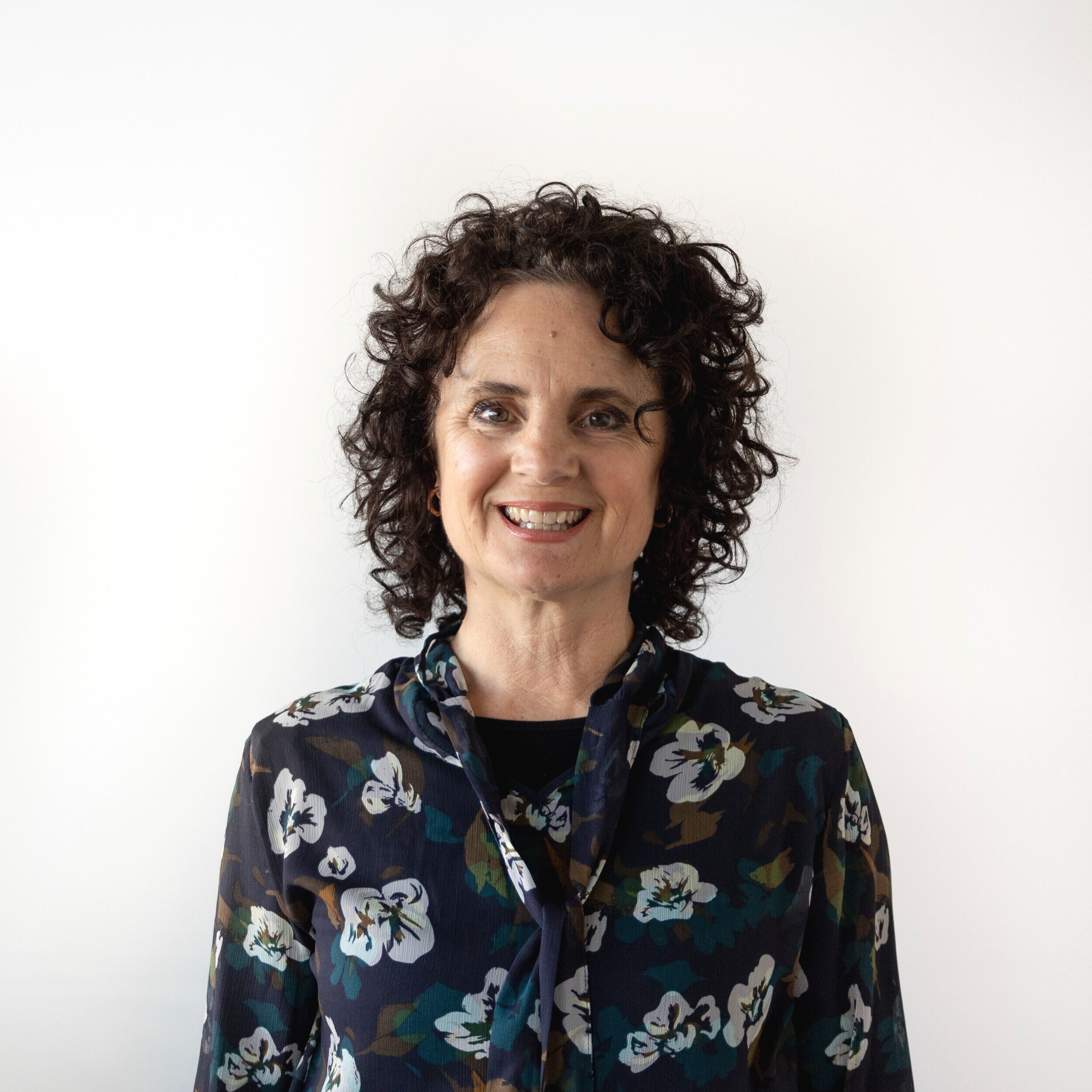 COMBER AND COMBER - About Us