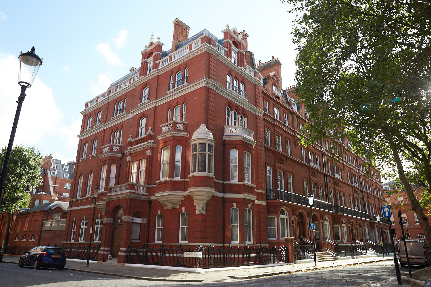 2 - 18 Cadogan Square — Rosewood Website