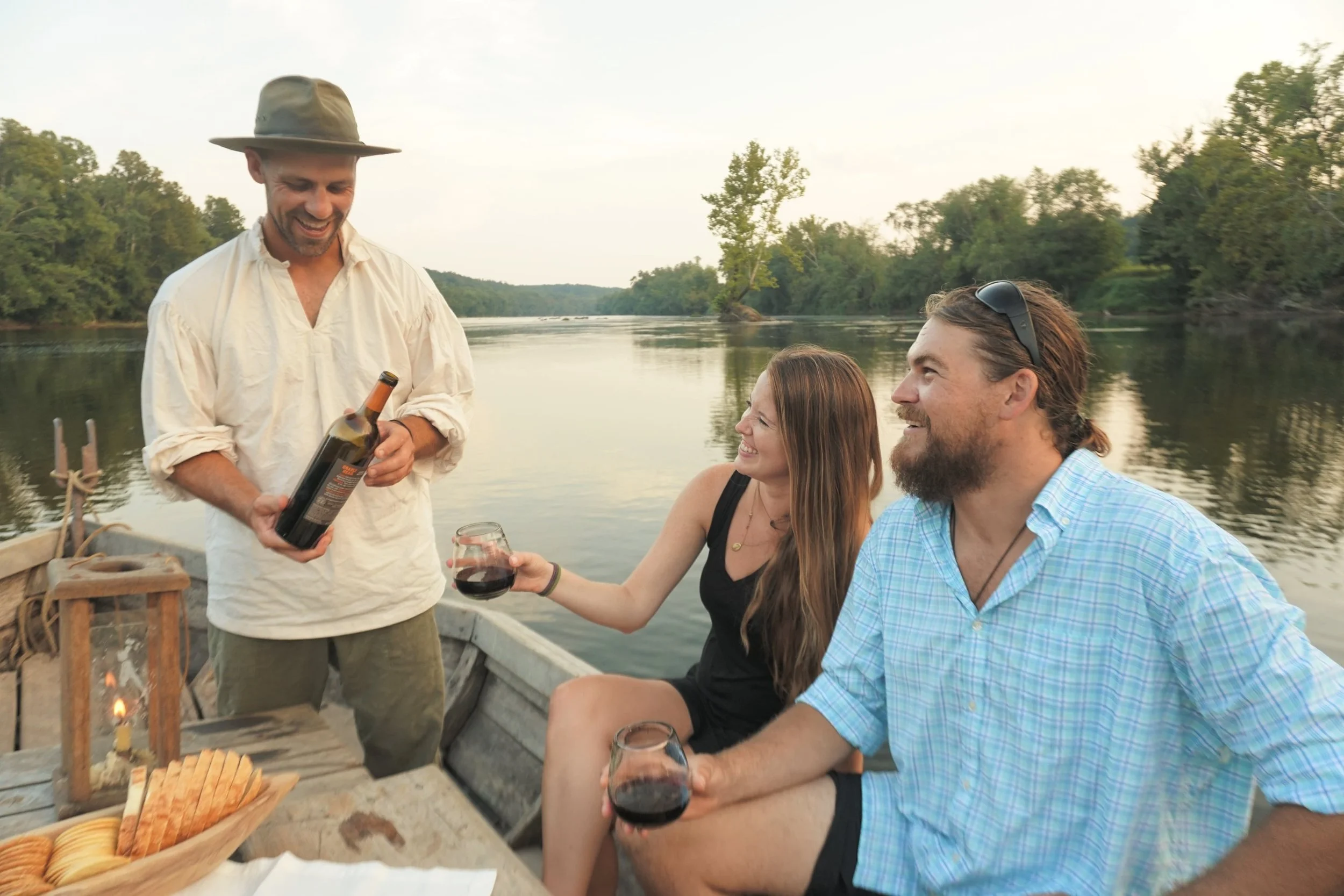 James River Batteau Co - River Tours and Sunset Cruises