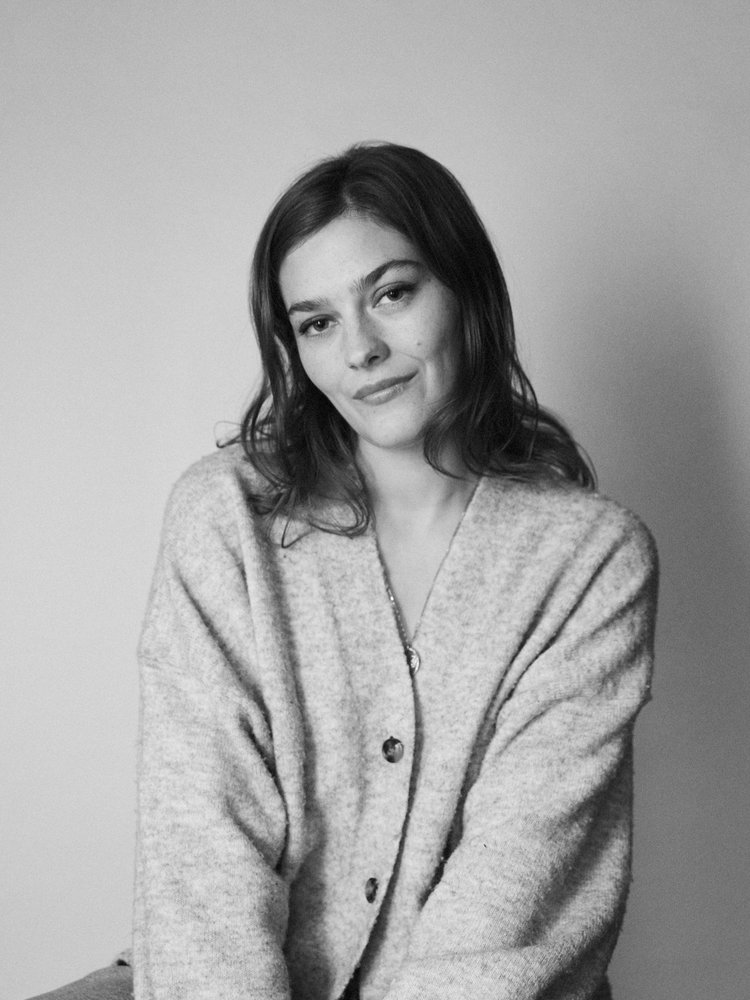 Amber Anderson — Island