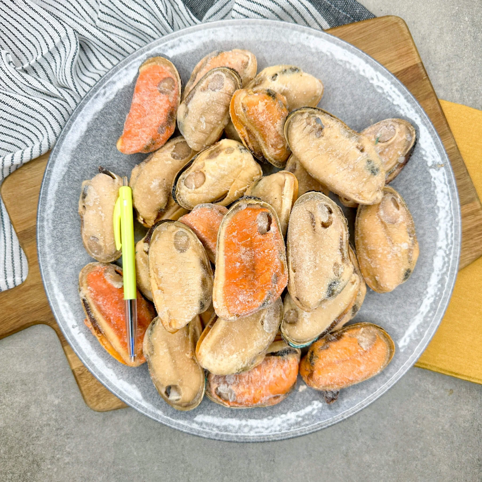 Raw Shucked Mussels (200g) — Saltwater Seafoods NZ