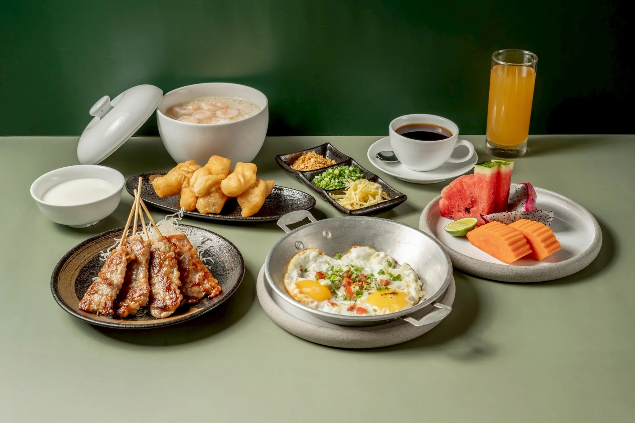 BT Bangkok - In-Room Dining (Eng) — Banyan Tree Menus