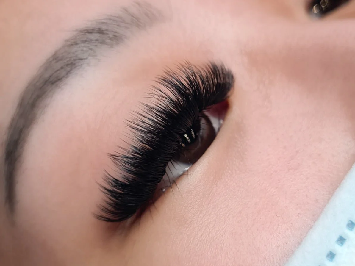 Lookbook — Contrast Lash Studio