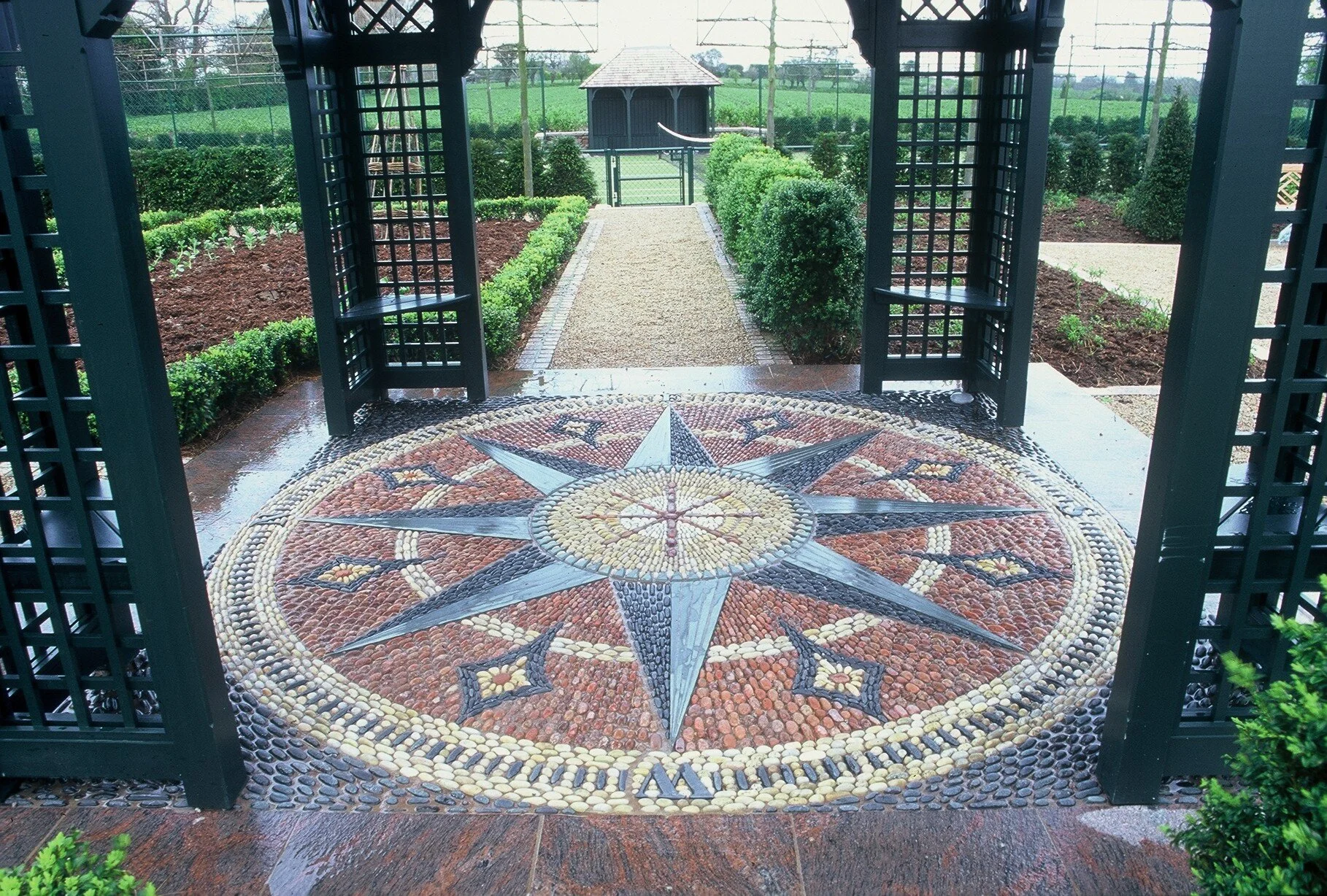Pebble Mosaics & Cobblestone Design: Maggy Howarth Studios