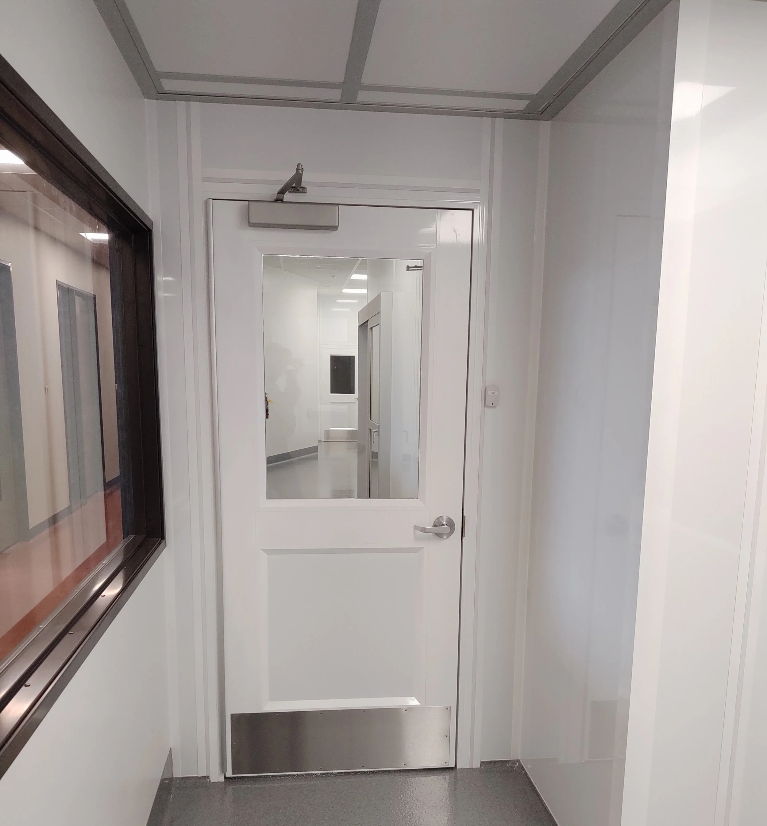 Modular Cleanroom Systems & Design Components