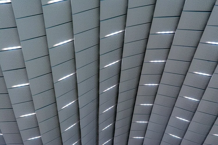 How Cleanroom Ceiling Tiles Impact Air Purity and Contamination Control ...