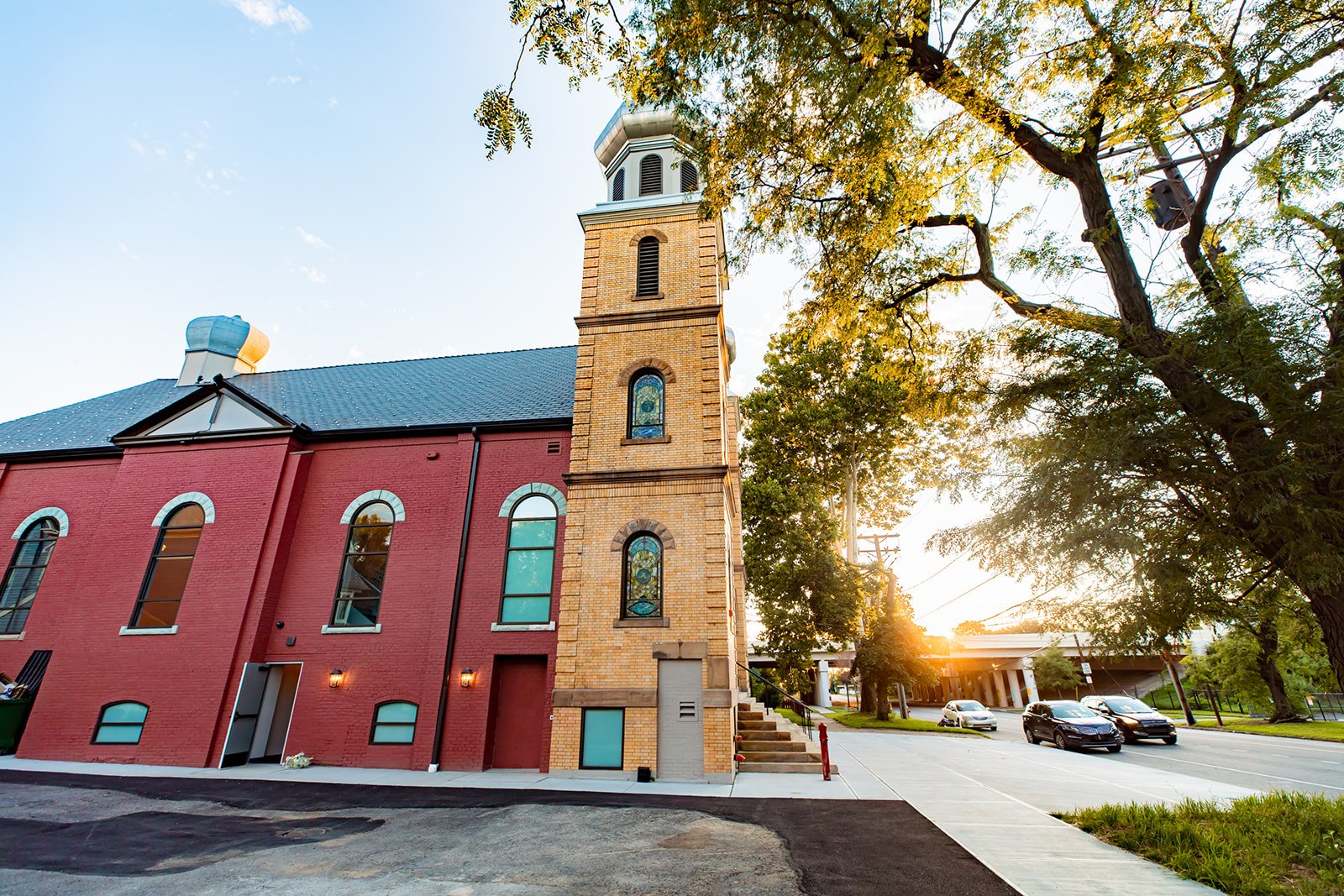 The Elliot Wedding and Event Venue — The Elliot