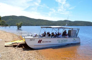 Burrinjuck Dam Boat Ride — Hume + Hovell Track