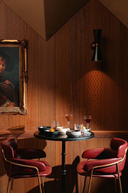 97 notes | Transform Your Space Today — Artemis Interior