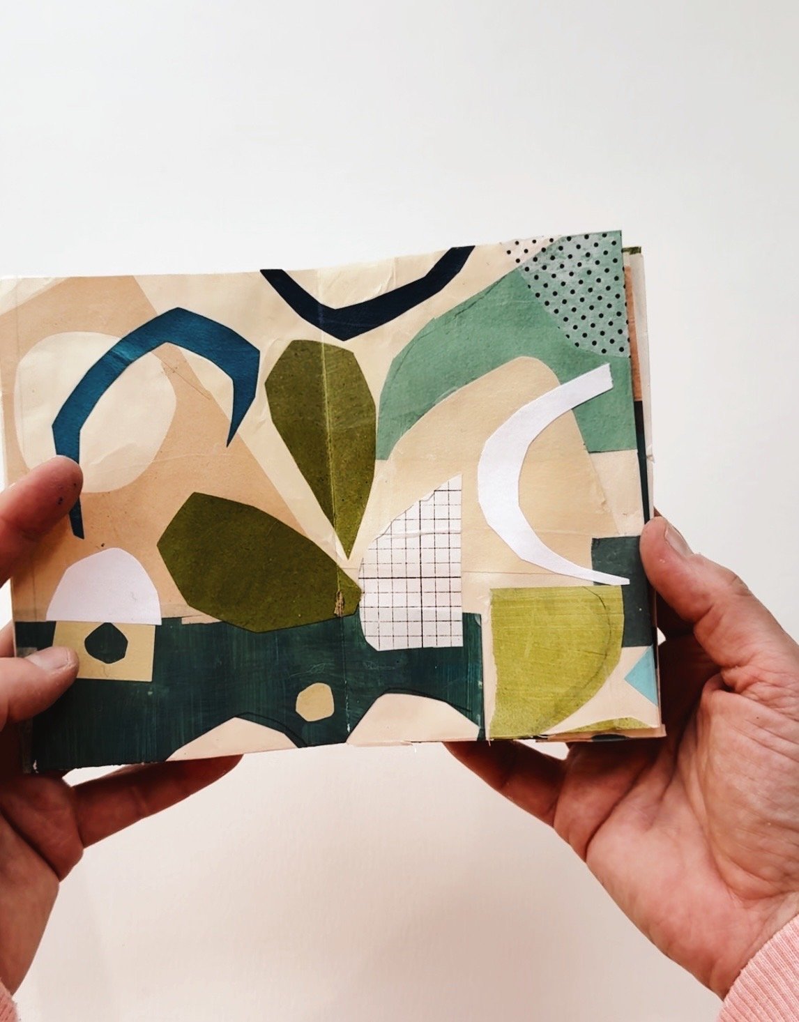 THE TWISTS AND FOLDS OF A ZINE — JULIE HAMILTON