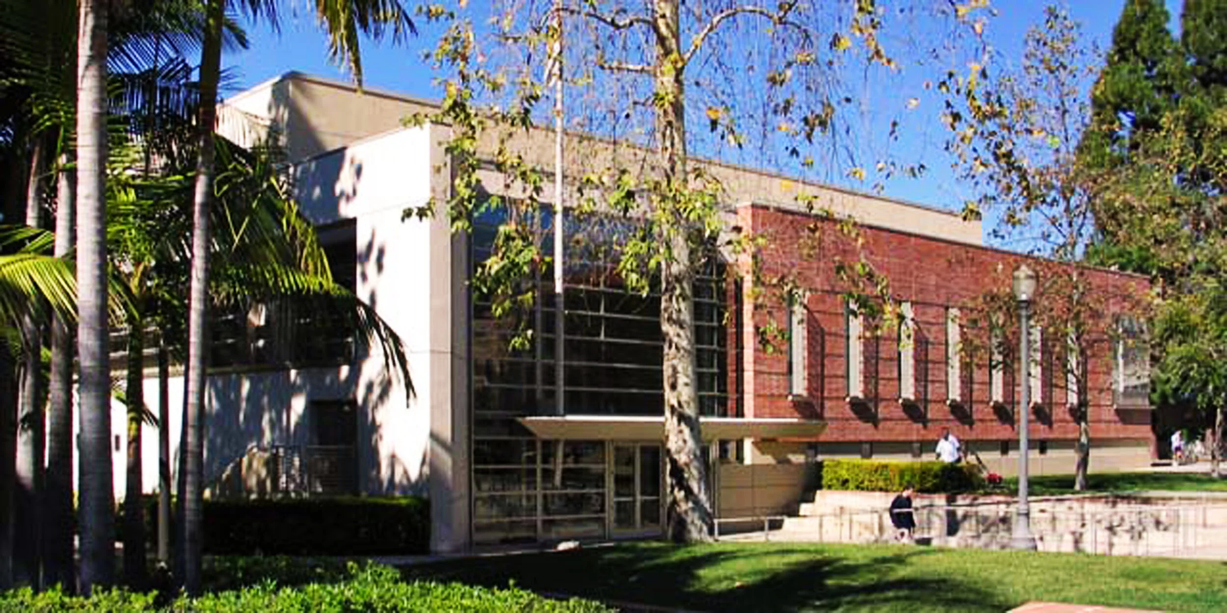 Institutional (UCLA Morgan Center) — AHT Architects