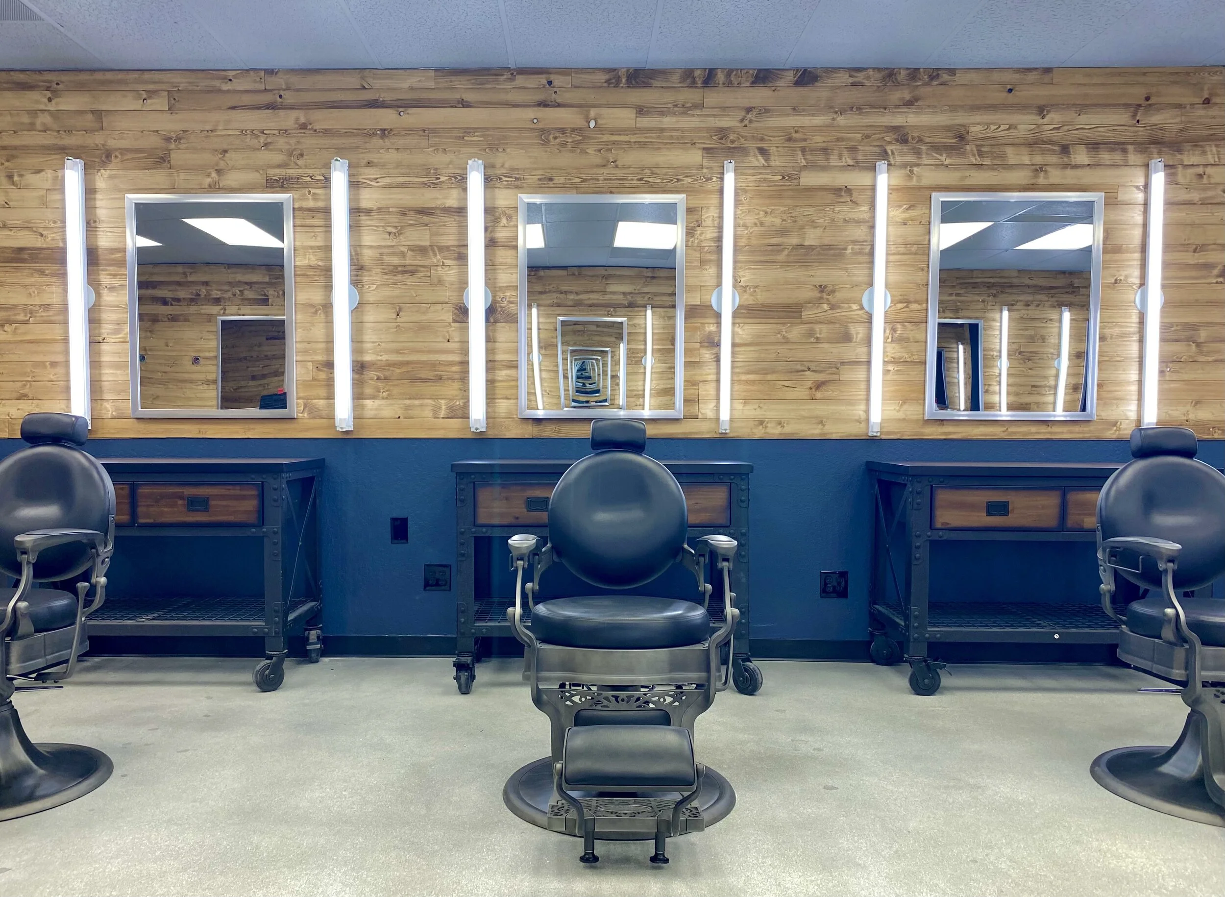 The Parlor SV