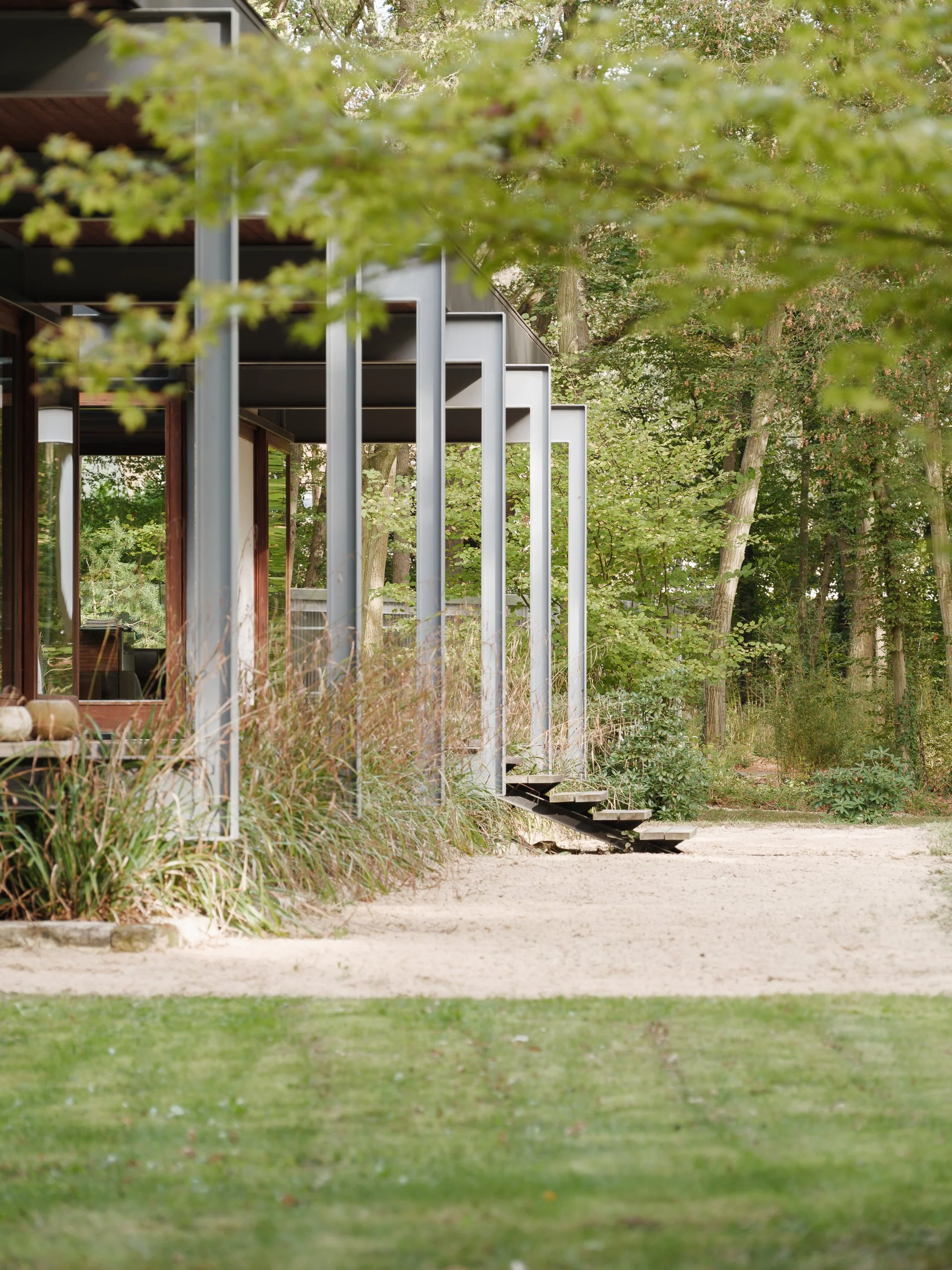 L55 — Haute Renommee Gallery