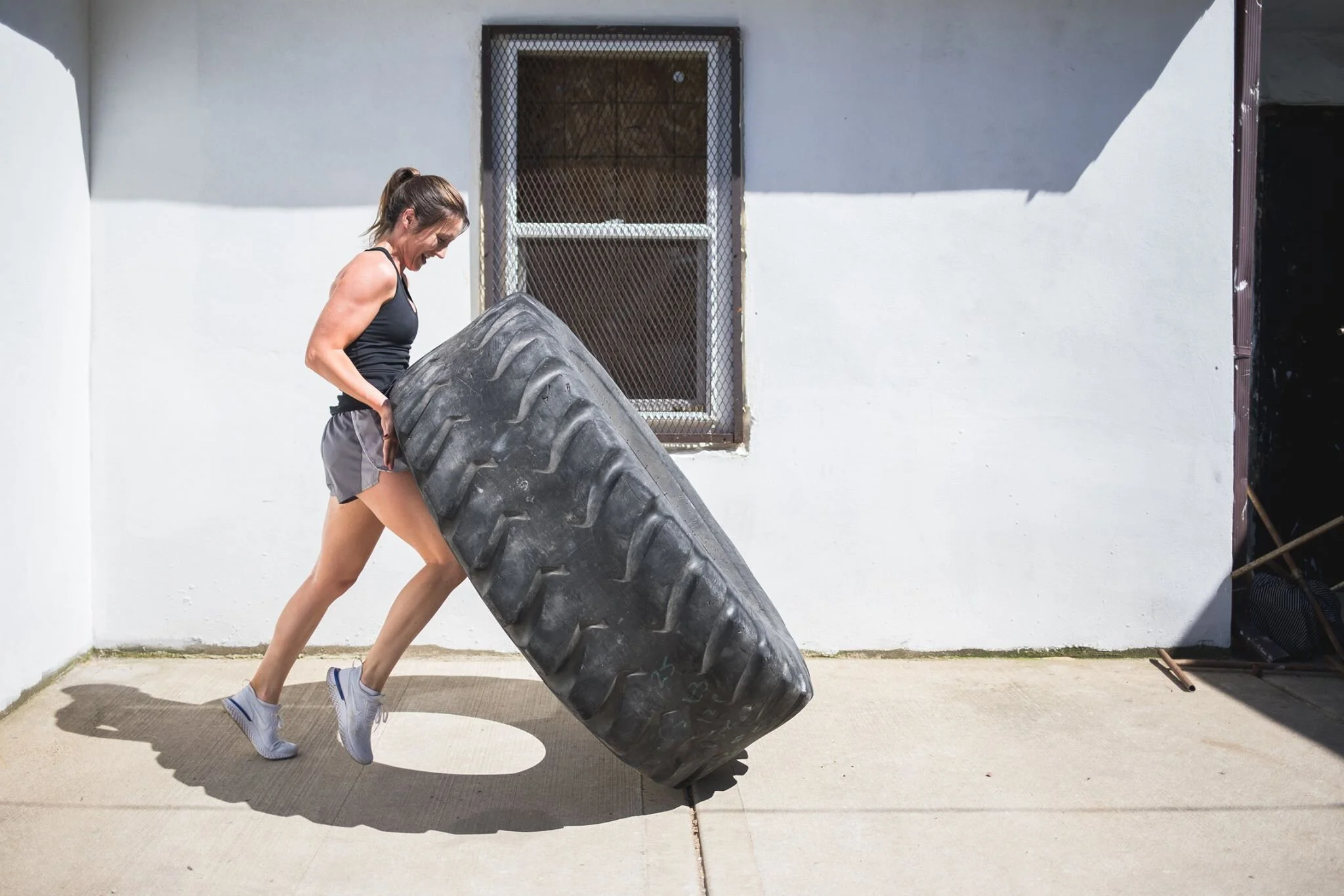 Ladies Who Lift Store: Programs, Coaching, Gear, and More!