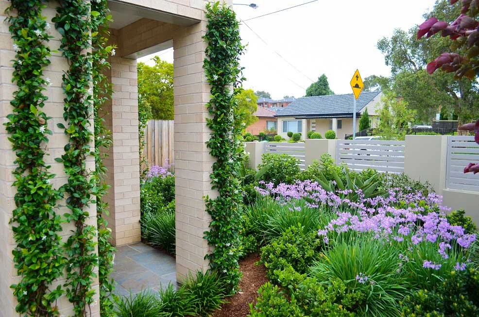 VERTICAL SPACE | Outside Space | Landscape, Garden Construction ...