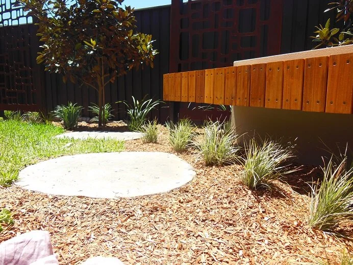 FEATURES OUTSIDE | Outside Space | Landscape, Garden Construction ...