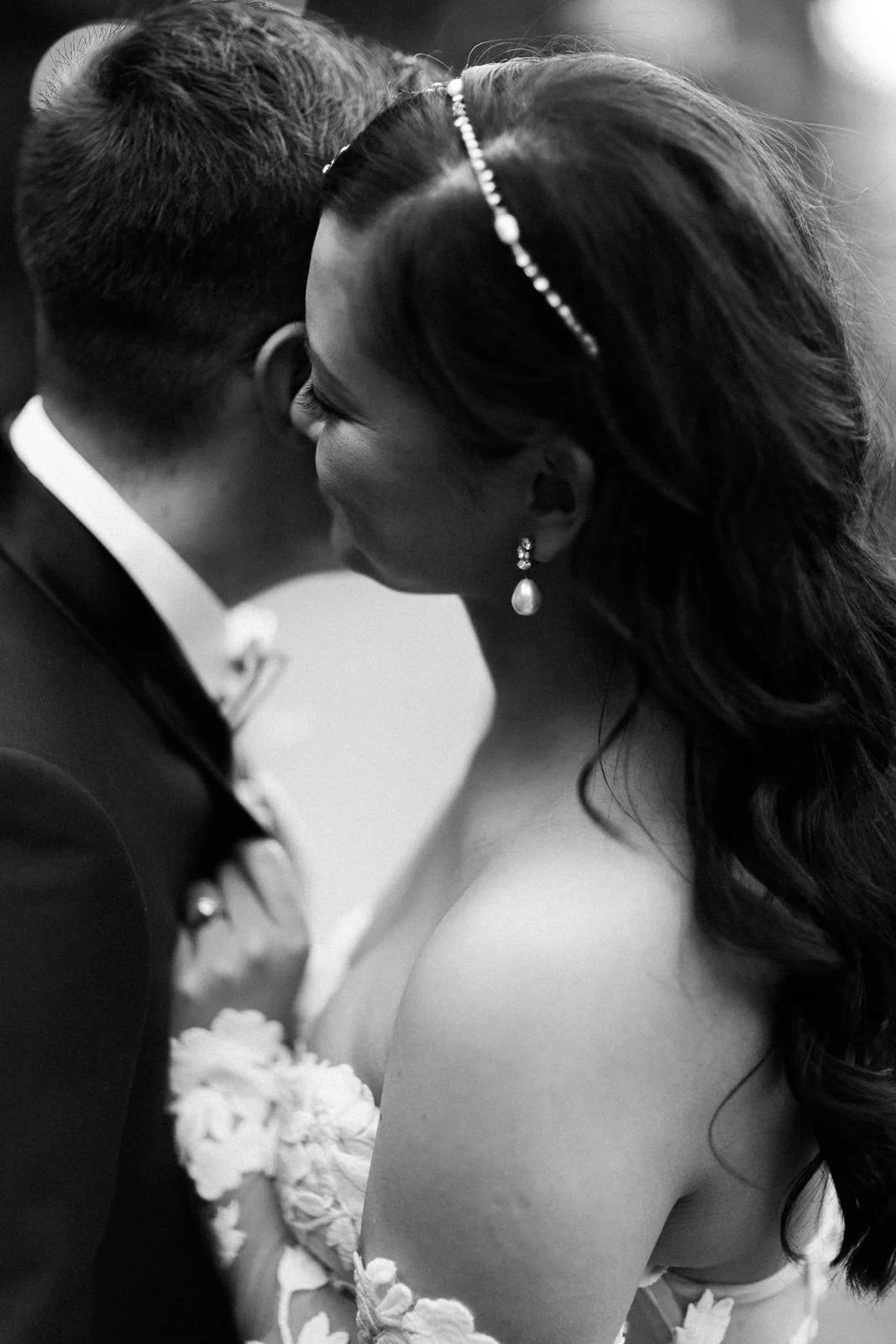 How to Pick a Wedding Date: A Guide for Couples Planning Their Dream ...