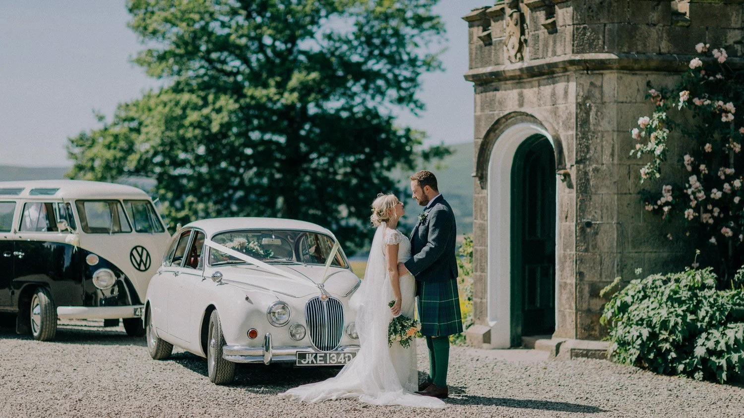 Boturich Castle | Exclusive Wedding Venue - Loch Lomond - Weddings ...