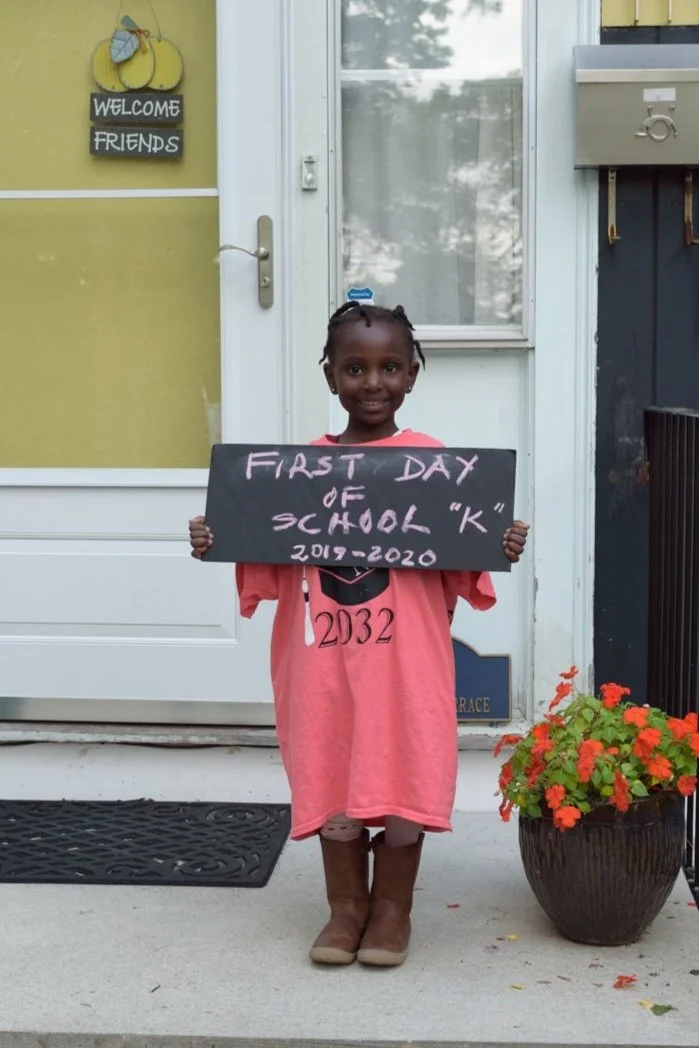 How to Take the Perfect First Day of School Photos While Keeping Kids ...