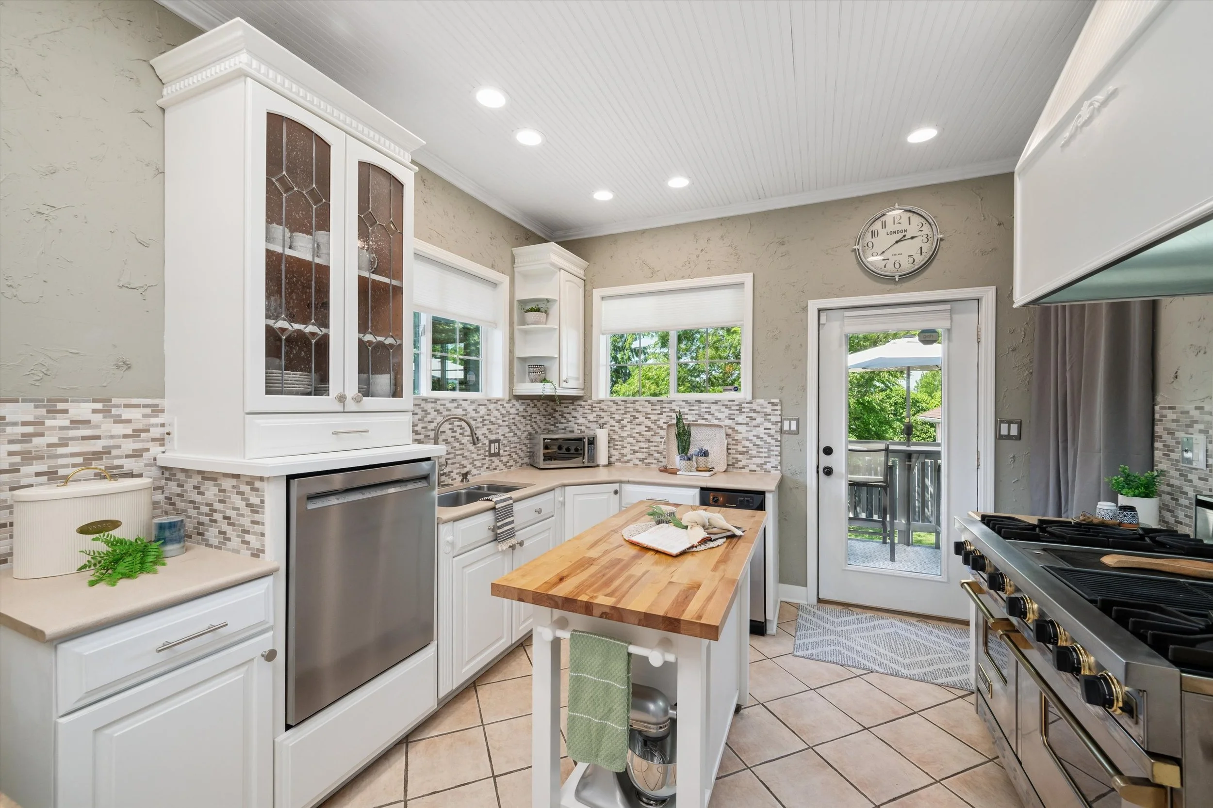 115 E Highland Avenue | Mount Vernon, WA 98273 — Lilac Listings