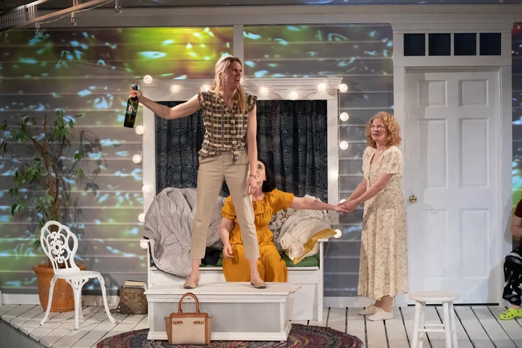 Actor — Lisa Velten Smith