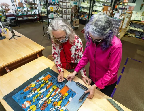 Framing Studio & Artist Gift Gallery in Forest Grove | A Framer’s Touch