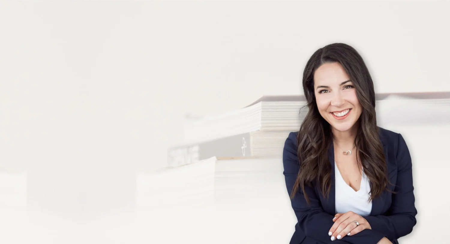 Dr Lisa Belanger