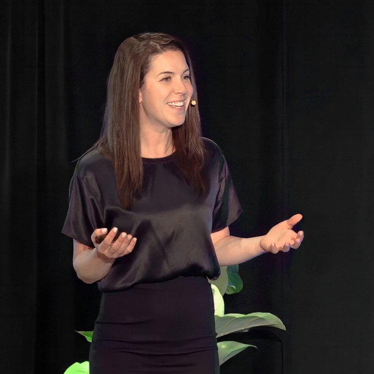Dr Lisa Belanger