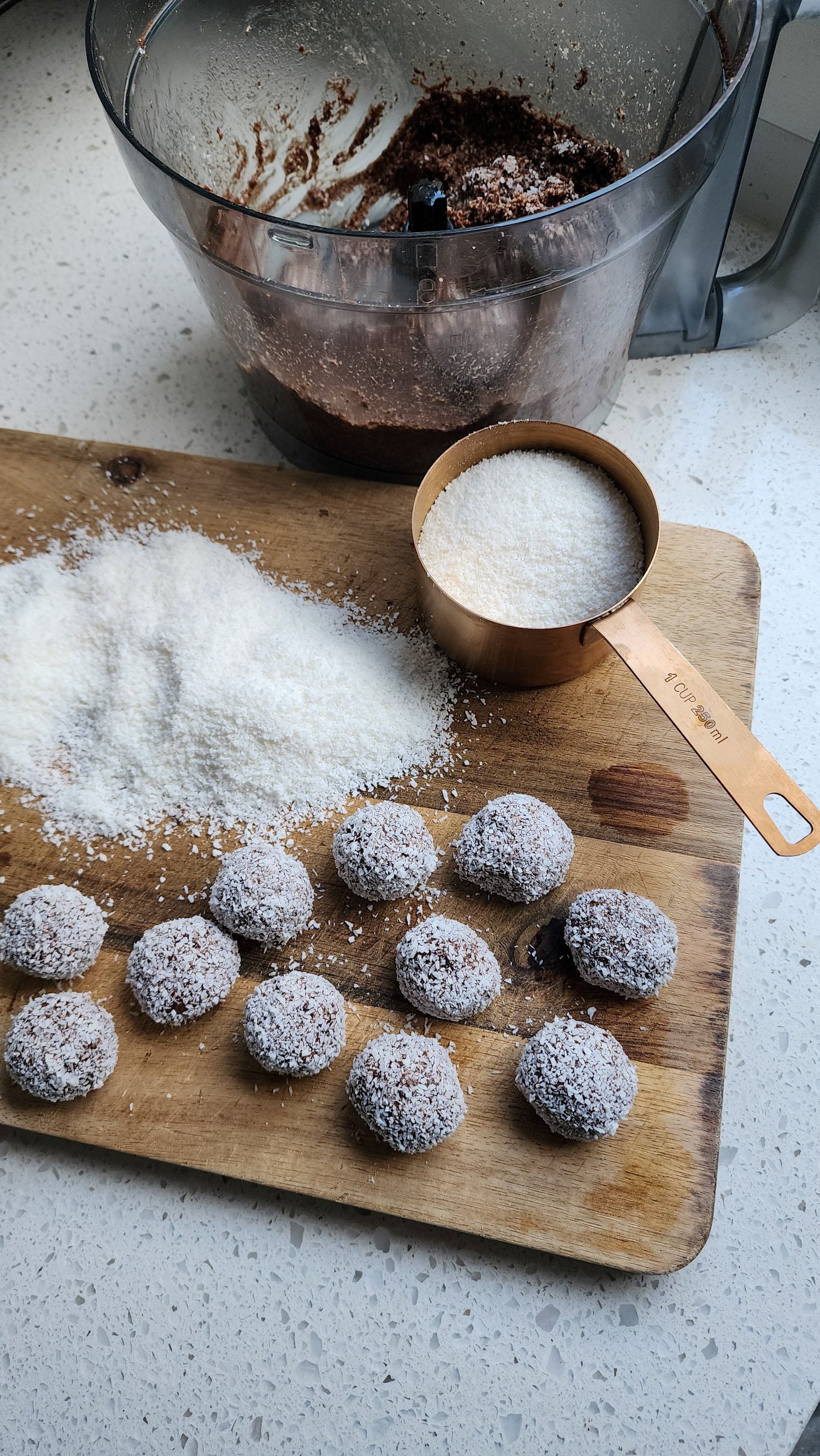 Indulgent Vegan Chocolate Ripple Balls Recipe — That Vegan Dad