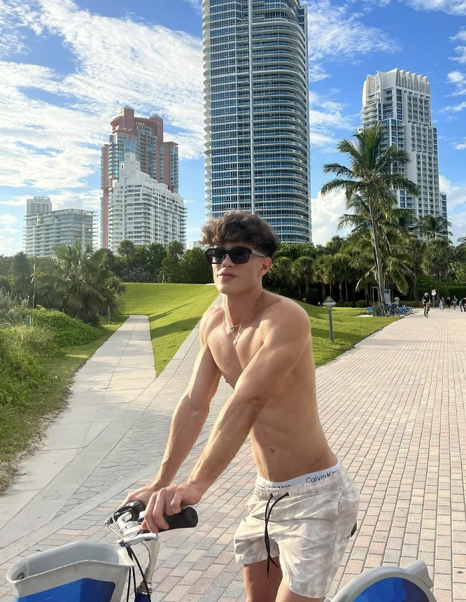 Cesar Daniel — Verge Agency