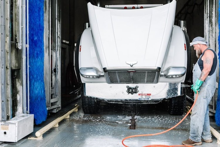 DIY Trailer Wash: Best Practices and Common Mistakes — The Truck Wash