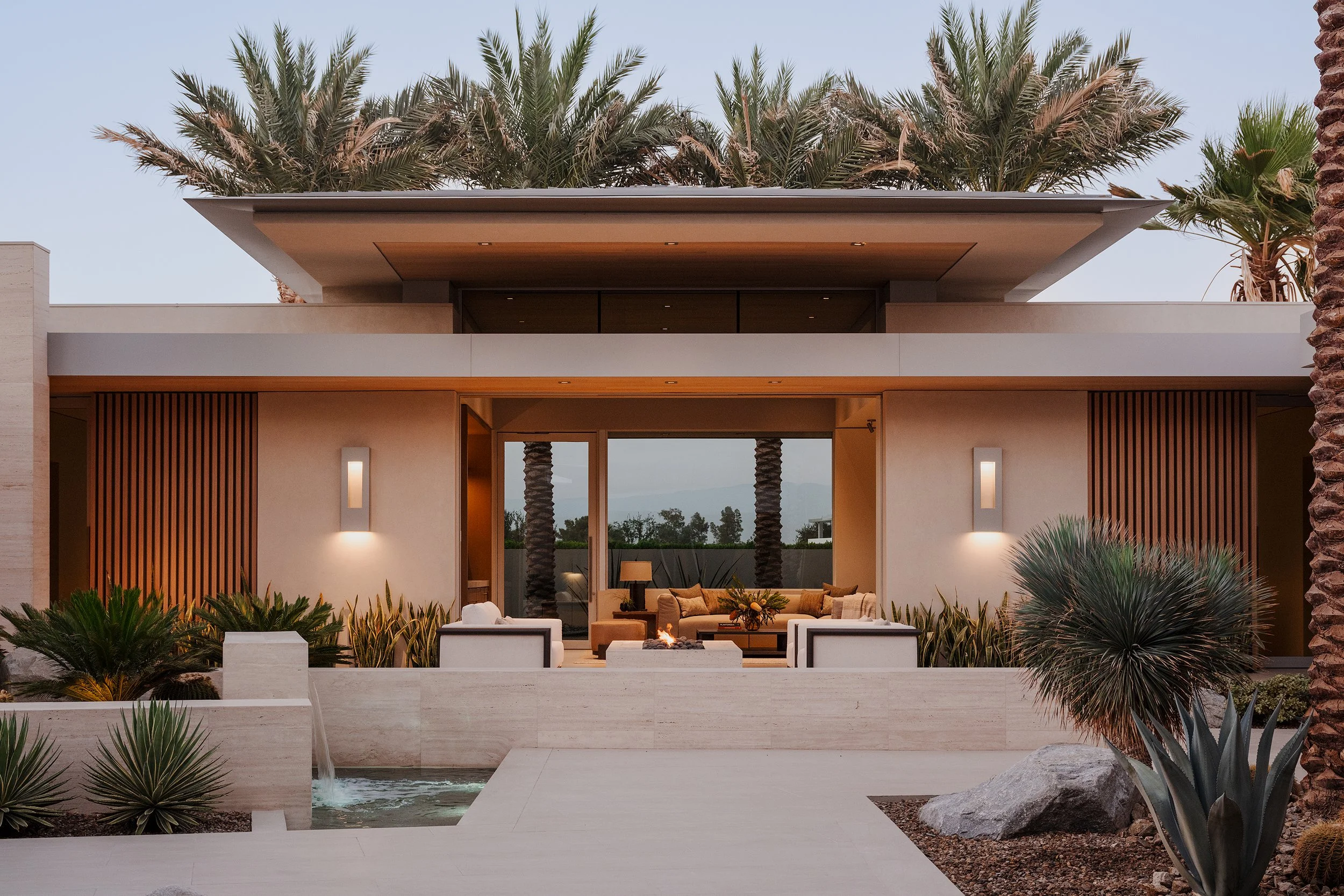 GOLDEN HOUR RESIDENCE — STUDIO GLINT