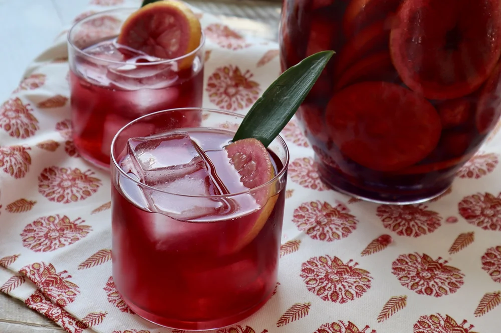 Peytonia Picnic Punch — Holly Hill