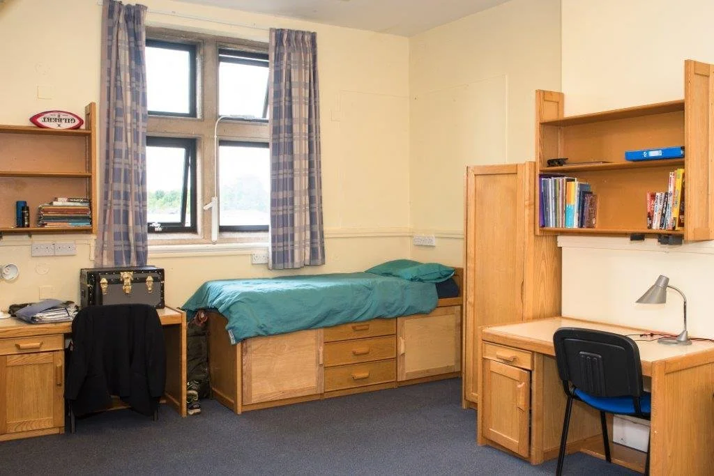 OUNDLE SCHOOL IS HOME TO EXSPORTISE LANGUAGE & SPORT ACADEMIES FOR 12 ...