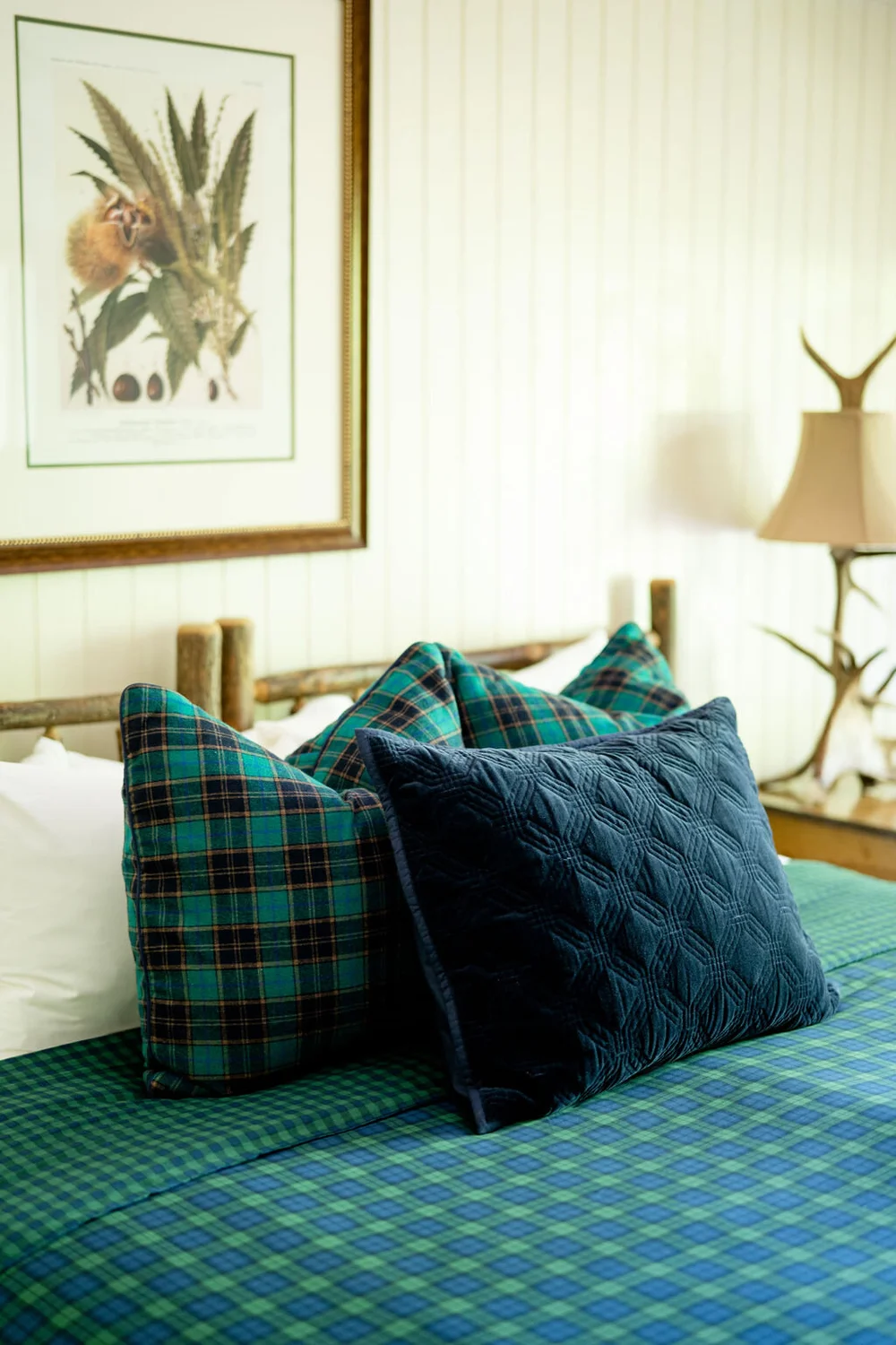 Accommodations and Bookings — RT LODGE