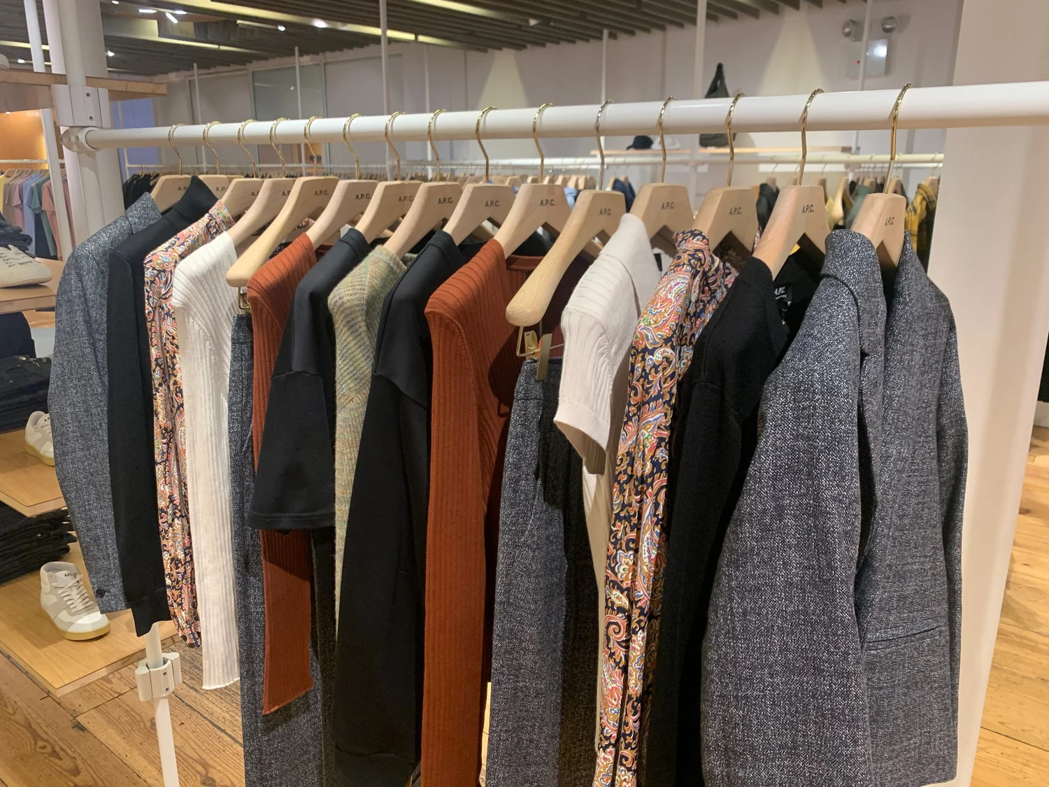 Visual Merchandising and Store Design — Sizemore Color Studios